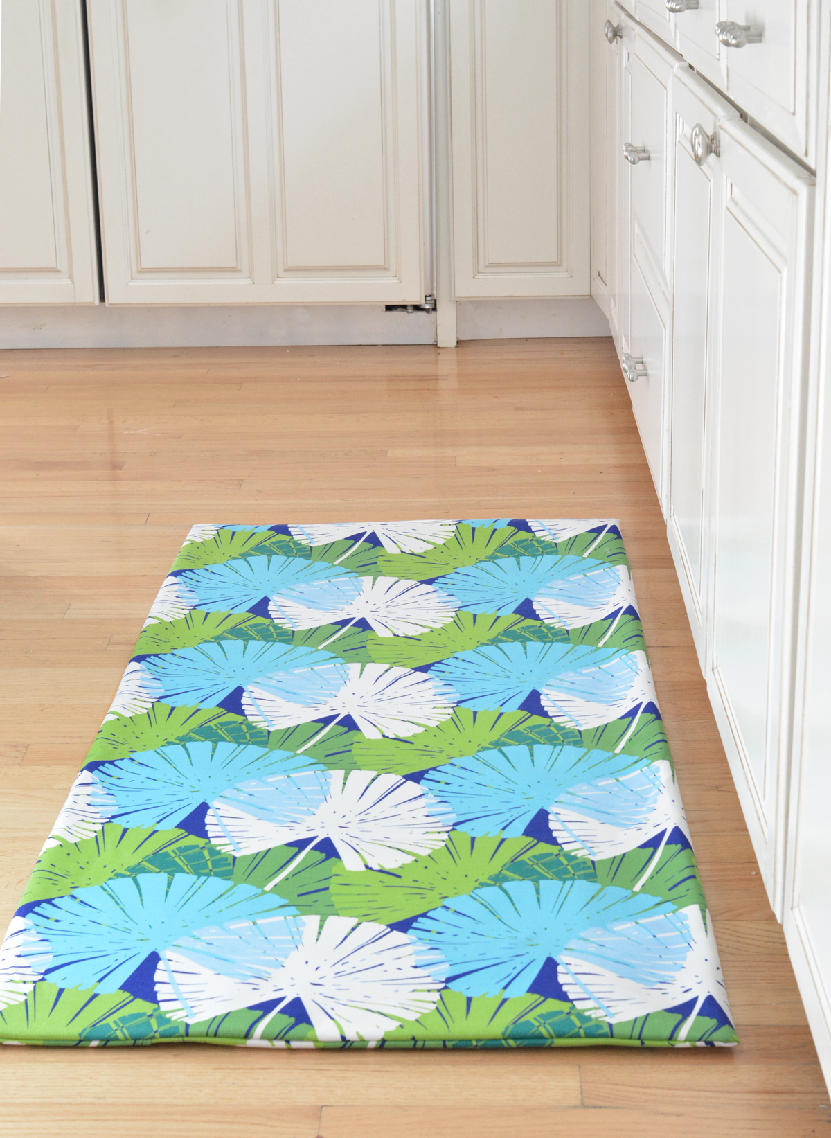 DIY Fabric Floor Mat | Centsational Style