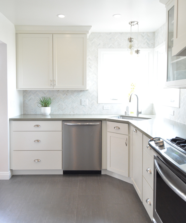 Kraftmaid Dove White Cabinets Choosing Our Kitchen Cabinets.