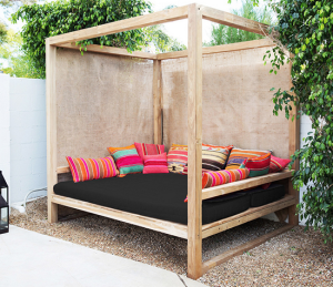 Daydreaming: Outdoor Beds | Centsational Style